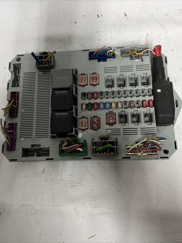 2009-2011 Jaguar XF X250 Junction Fuse Box Relay Control Module 8X2T ...