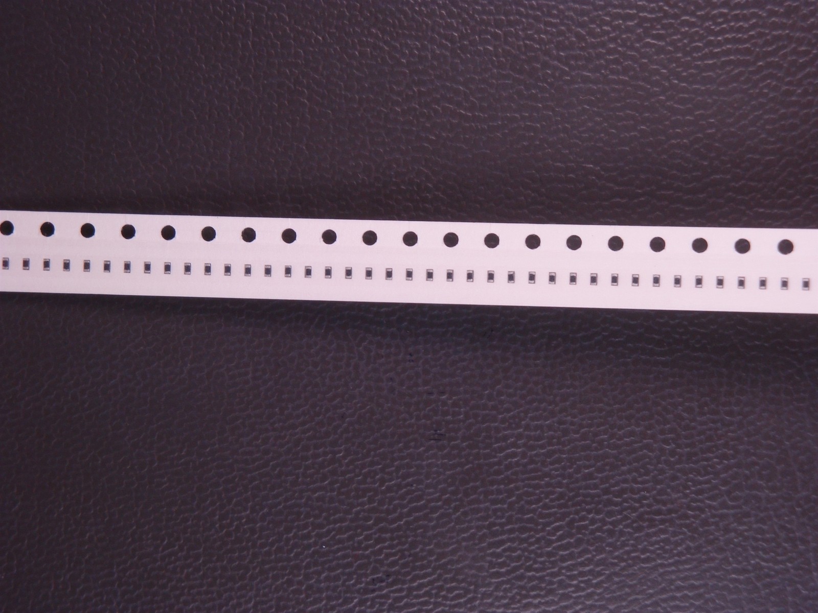 Lot of 750 CRCW0402487RFKED Vishay Chip Resistor 487 Ohm 62.5mW 1/16W 1 ...