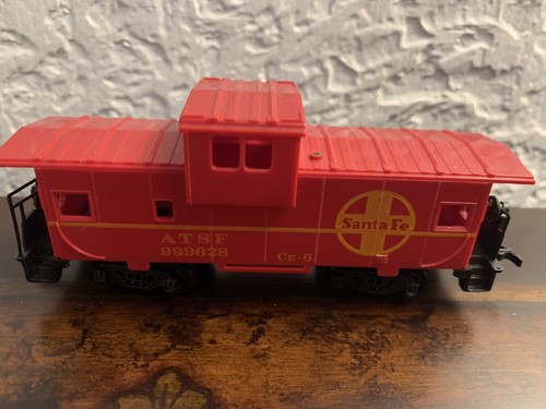 HO Scale ATSF "Santa Fe" 999628 Wide Vision Freight Train Caboose Red ...