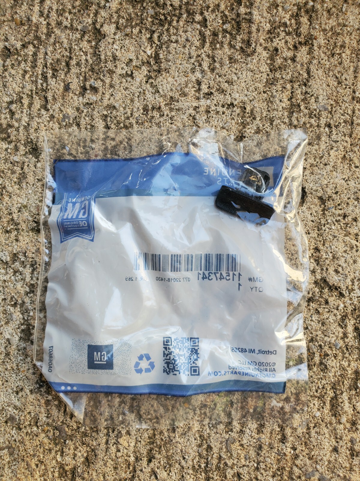 OEM NEW Cadillac Chevrolet GMC Bumper Step Pad Clip Retainer 11547341 ...