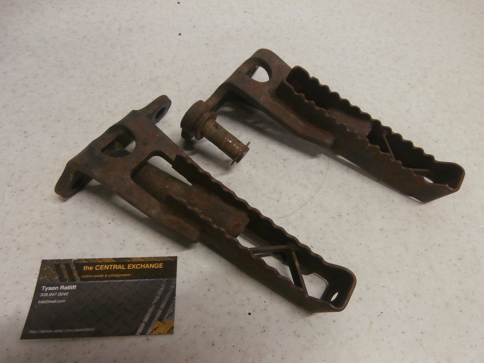 86 Yamaha Moto 4 YFM 225 2x4 YFM225 Genuine Foot Peg Stand Feet Pedal ...