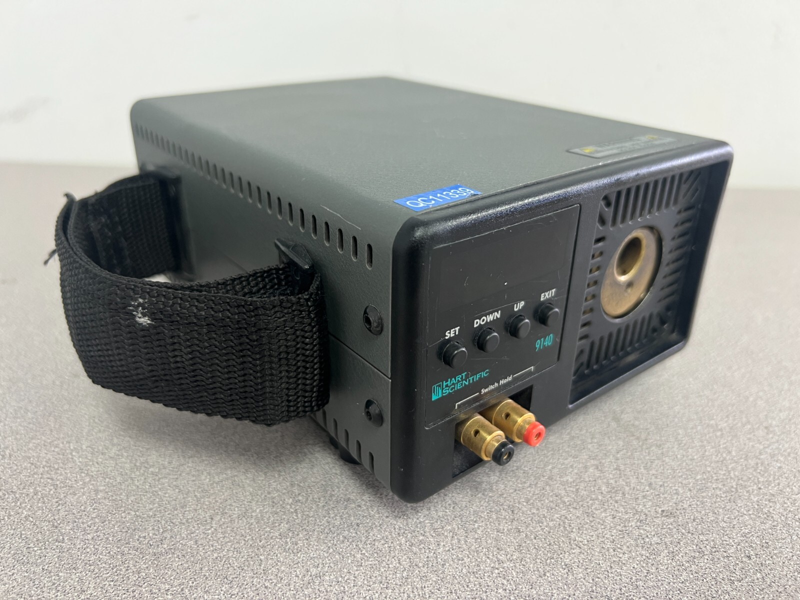 Hart Scientific / Fluke Calibration 9140 Field Dry-Well Temperature ...