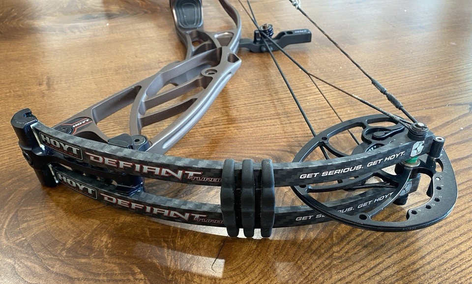 Hoyt Defiant Turbo Compound Bow, Left-Hand, 60-70lb, 28-30 Inch Draw | eBay