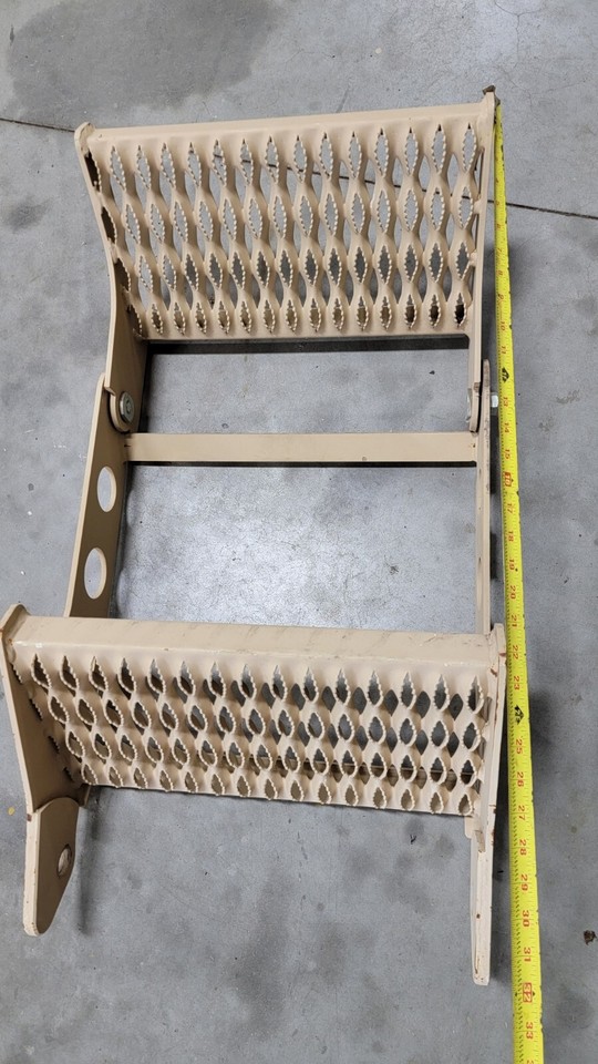 MRAP rear steps step HMMWV LMTV MTV FMTV RG31 Cougar MATV Caiman ...