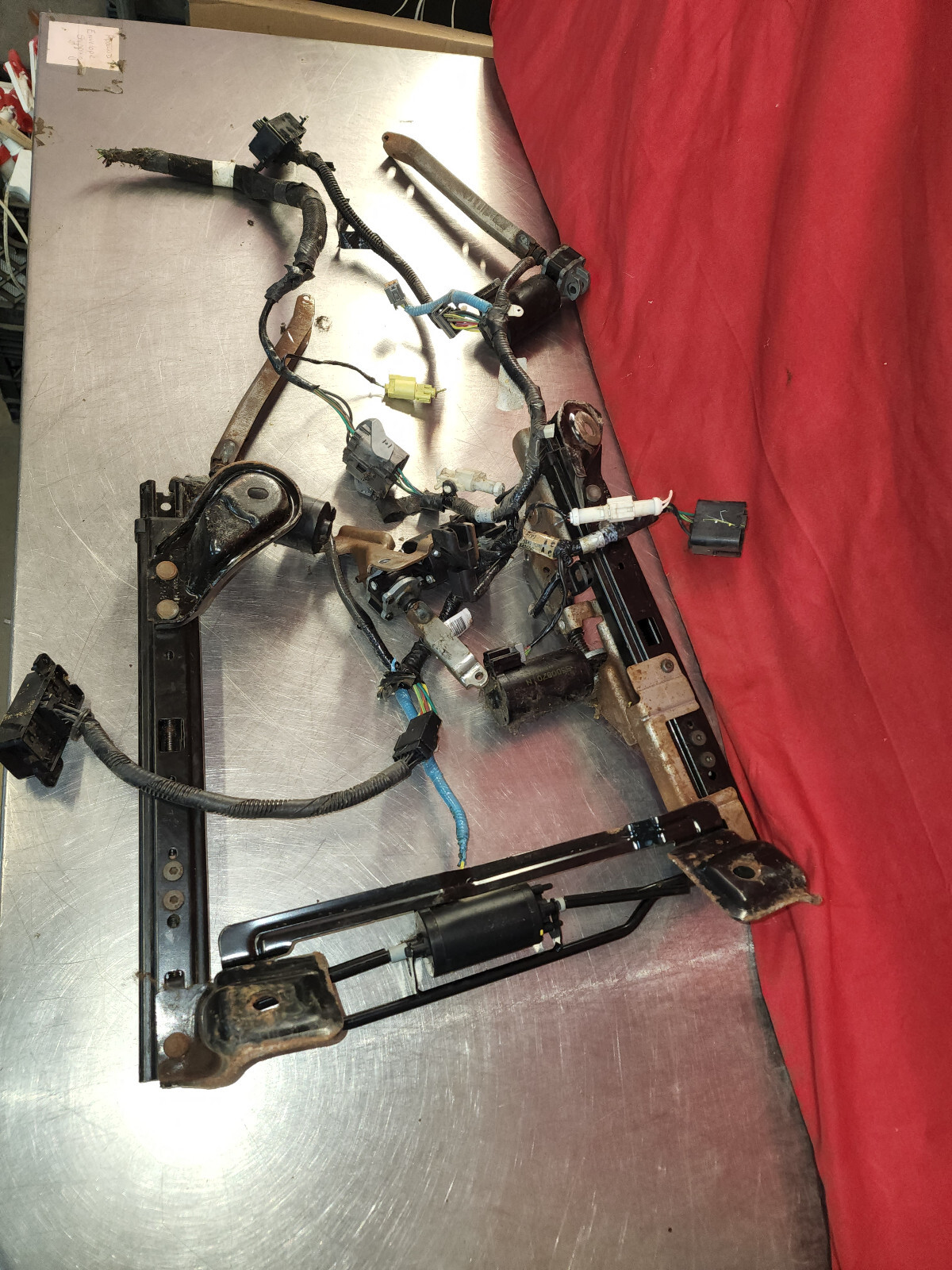 03 04 05 06 EXPEDITION DRIVER SEAT TRACK W/ 5 MOTORS | eBay