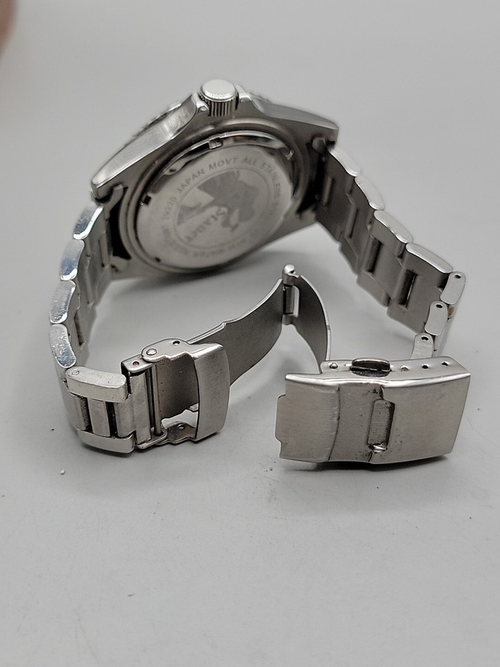 Stauer Excursion Mens Dive Quartz Watch 43" 7" Silver Tone Band Day ...