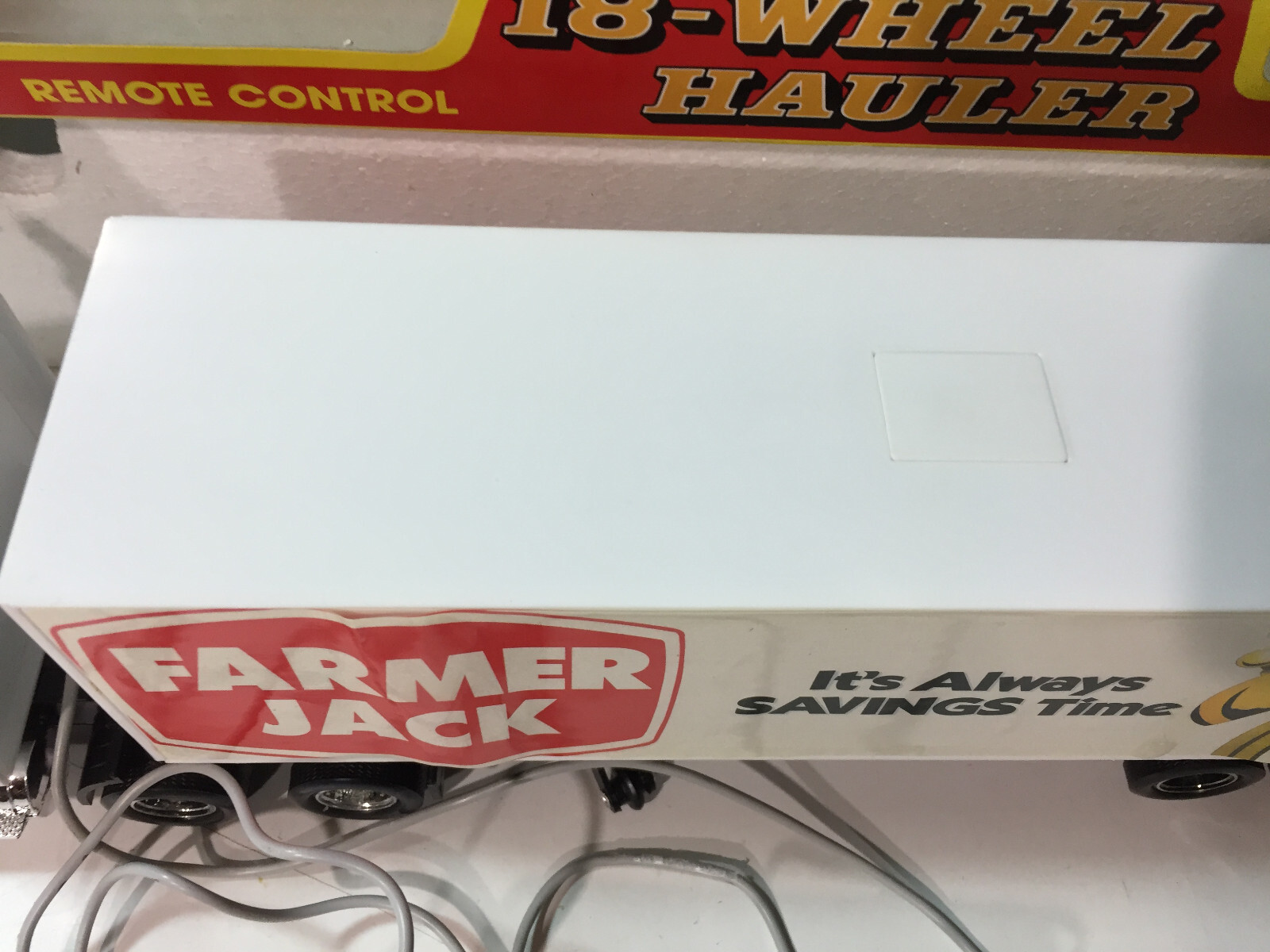 Remote Control 18 Wheeler Publix Hauler Truck Full Function Rear Door ...