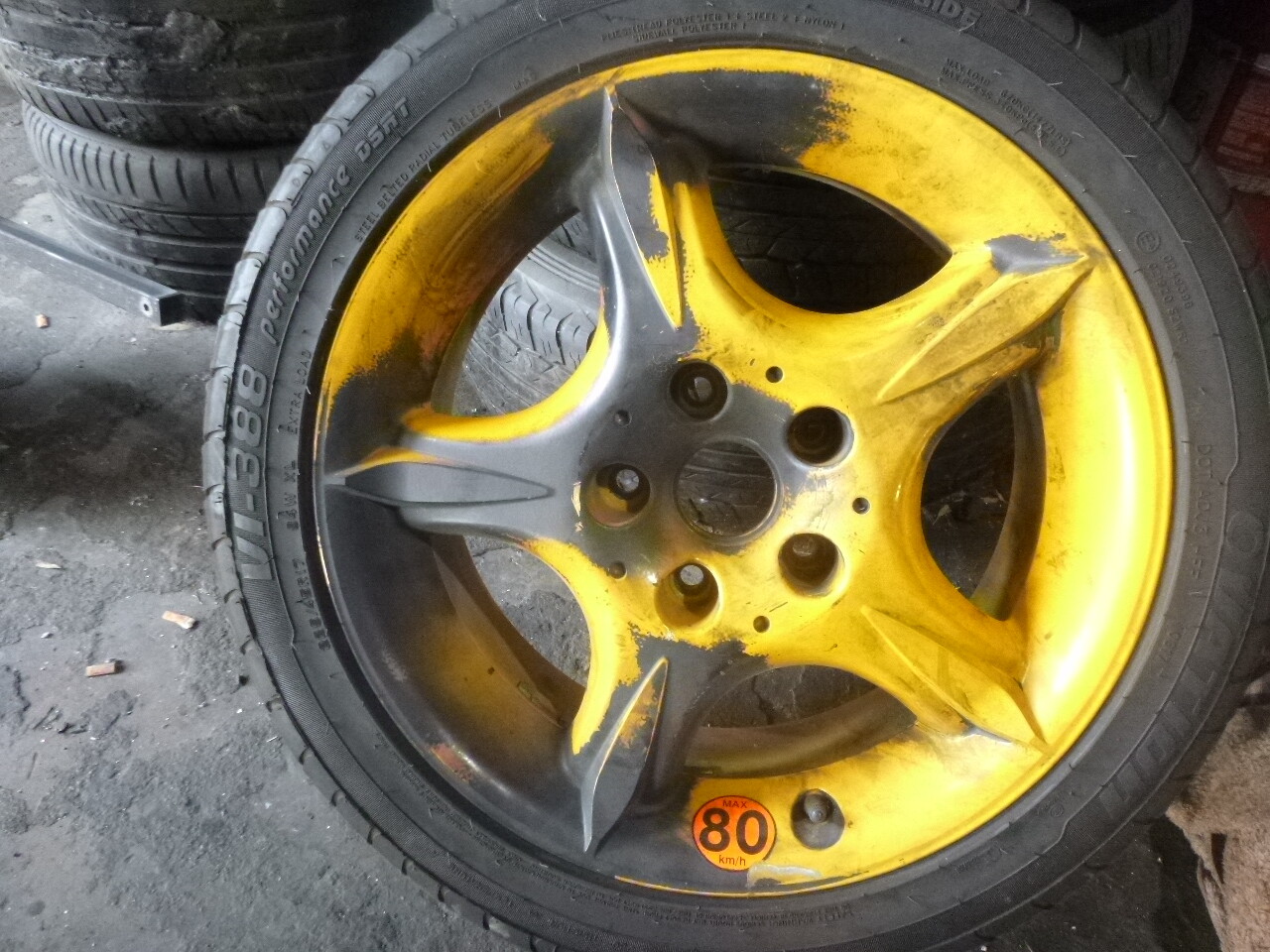 GENUINE HOLDEN HSV VT CLUBSPORT R8 MALOO GTS 17” SPARE WHEEL AND TYRE ...