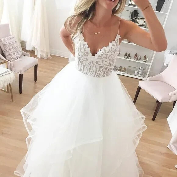 Hayley Paige Pepper Wedding Gown (US 6) w/ Matching Cathedral Veil | eBay