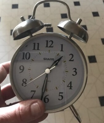 Sharp - Silver Analog Alarm Clock - Quartz - Battery Operated - Works - SPC800 | eBay