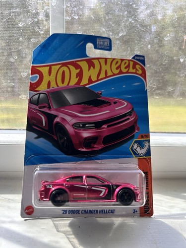 Hot Wheels '20 Dodge Charger Hellcat Super Treasure Hunt 2025 | eBay