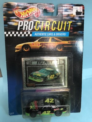 Hot Wheels Pro Circuit Kyle Petty/ Mello Yellow Racer With Collector ...