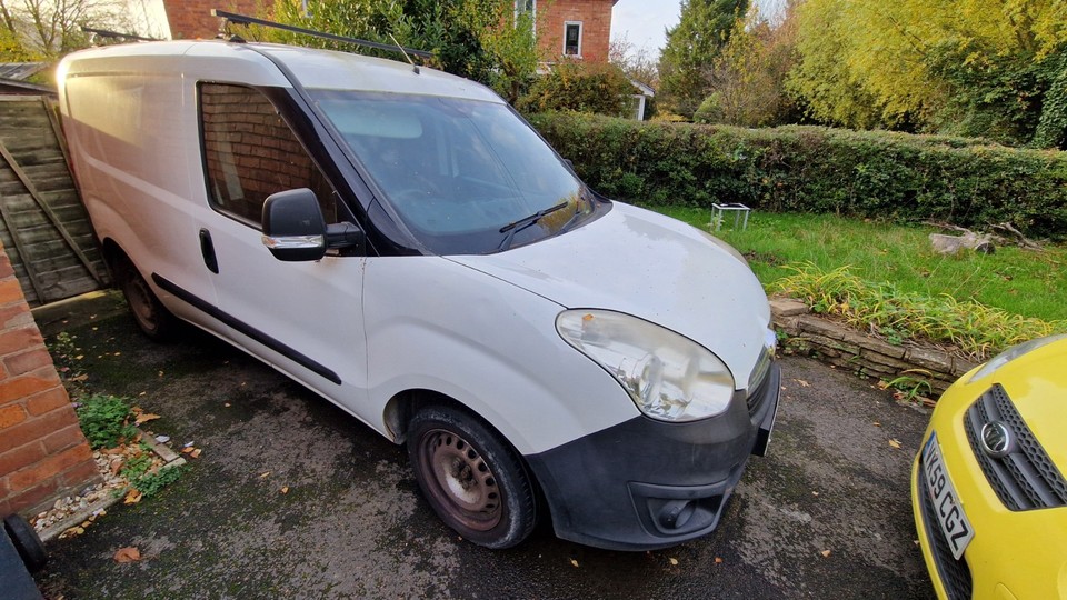 2016 VAUXHALL COMBO VAN 1.3 SWB CTDI WHITE 12 months mot £1500 no vat ...