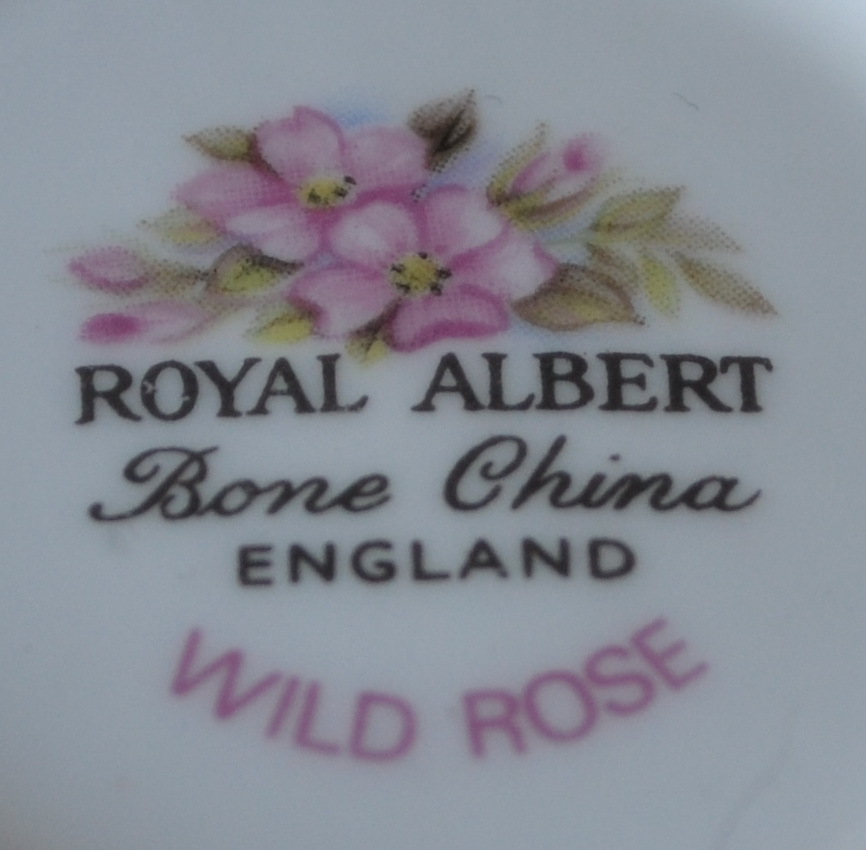 WILD ROSE - TEA CUP SAUCER, TEACUP SET, Royal Albert, bone china ...