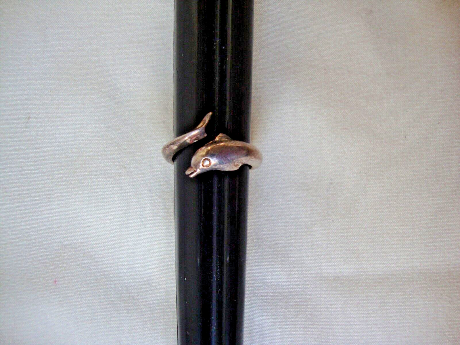 VINTAGE 1970-80s 3D DOLPHIN CROSSOVER RING STERLING S… - Gem