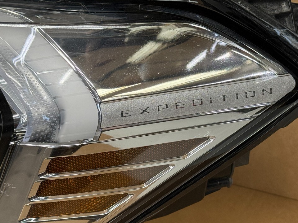 MINT! 2022-2024 FORD EXPEDITION LEFT CHROME FULL LED DRL COMPLETE ...