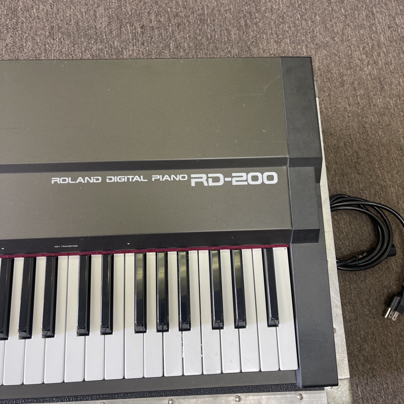 Vintage Roland Rd-200 Digital Stage Piano 76 Key W/ Flight Case Tested ...