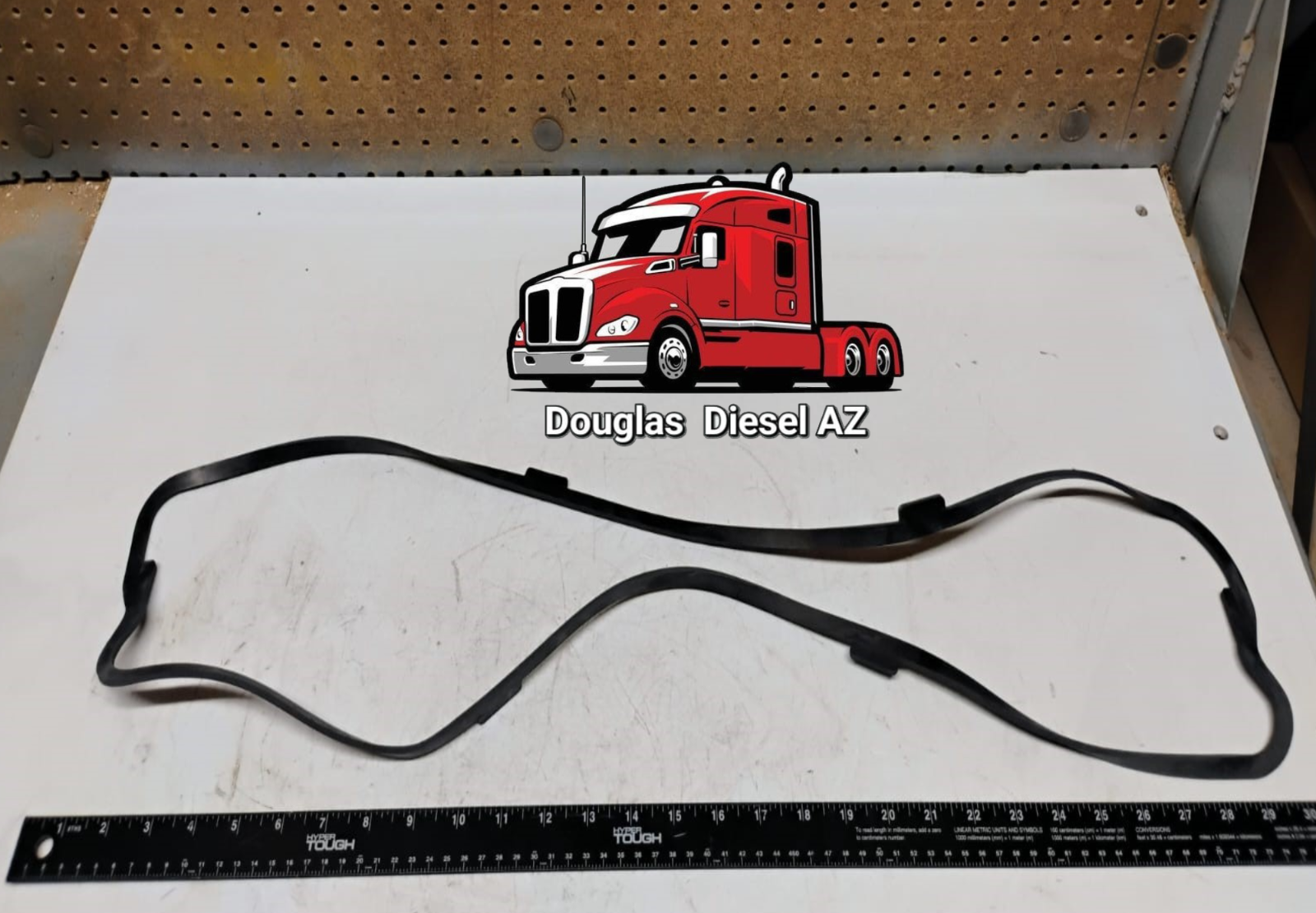 VALVE COVER GASKET for DT466 Engine. PAI # 431212. Ref. # INTERNATIONAL ...