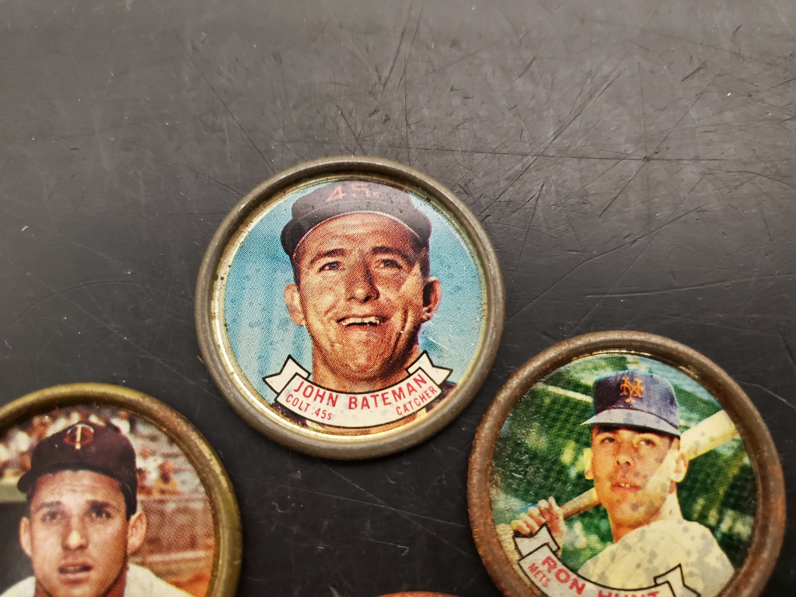 Vintage Collection 9 Topps Baseball Metal Coins/Bottle Caps Collectible ...