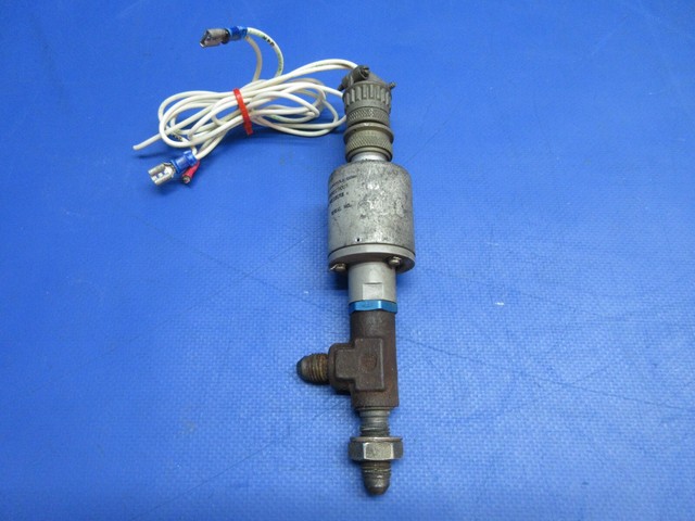 Piper Seneca Pressure Switch Type 214c40-1-49 for sale online | eBay