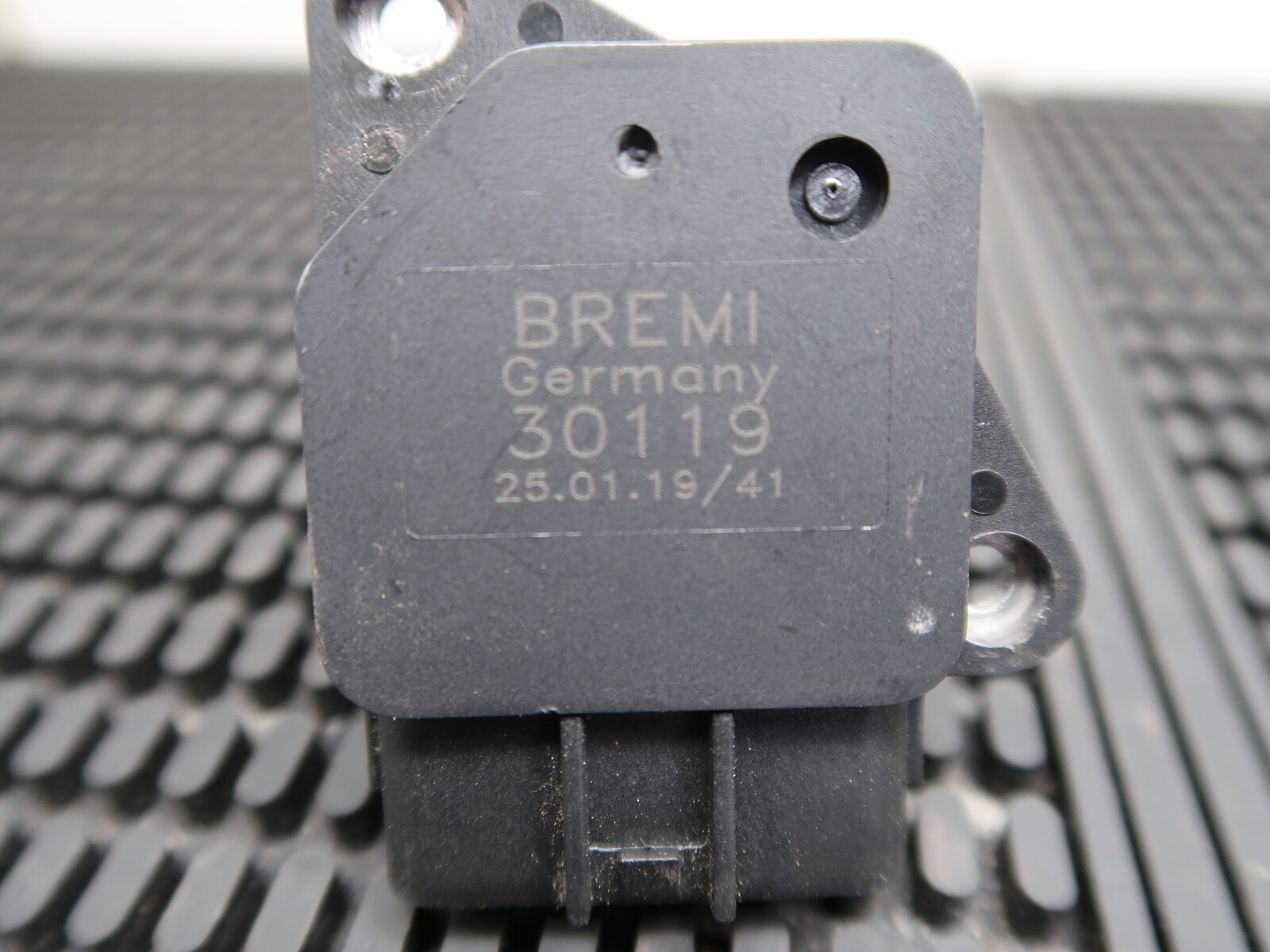 1999-2003 JAGUAR XJ8 XK8 MASS AIR FLOW SENSOR MAF GENUINE BREMI 30119 ...