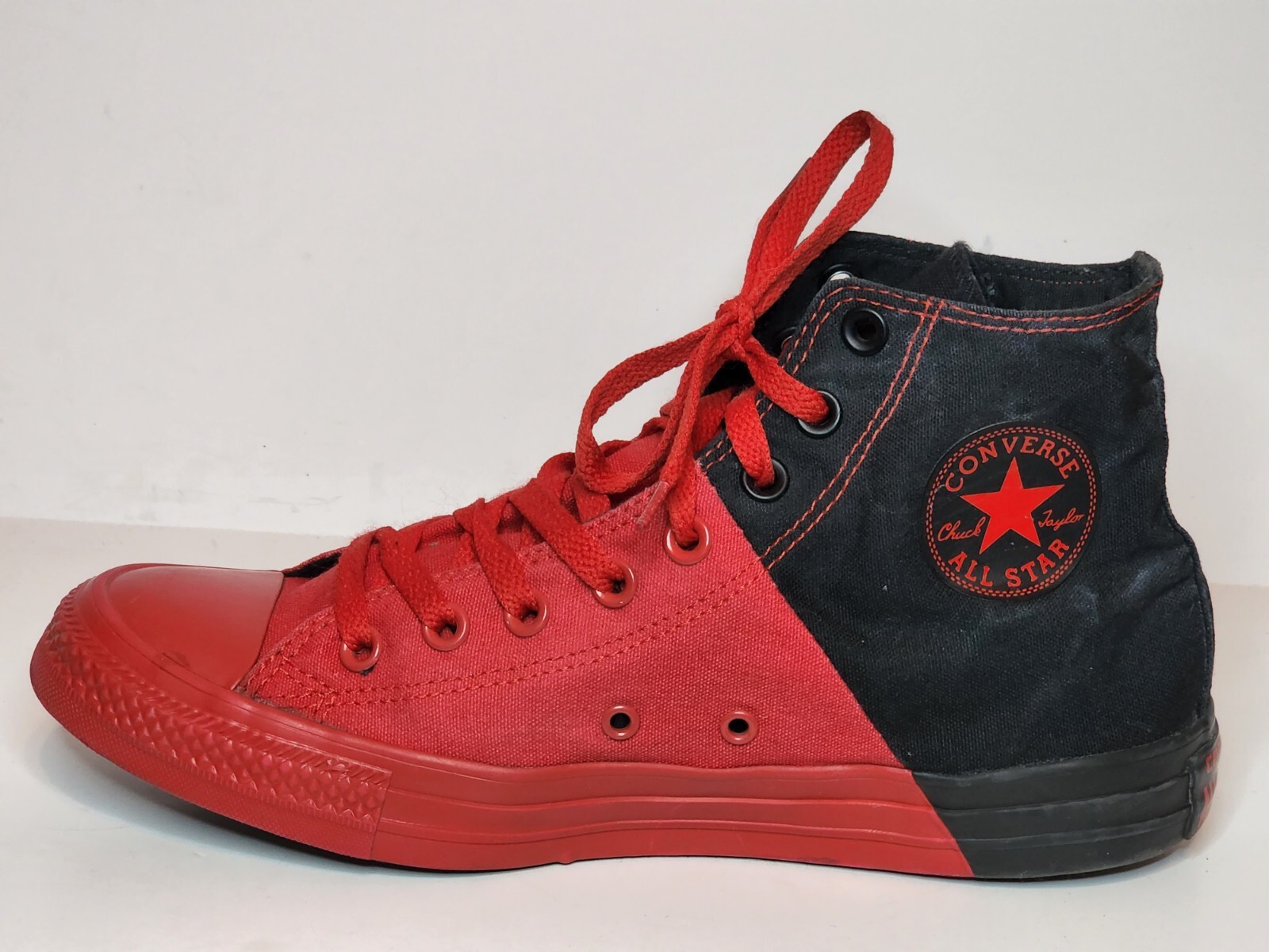 RARE Converse Chuck Taylor All Star CT Hi Black/Red … - Gem
