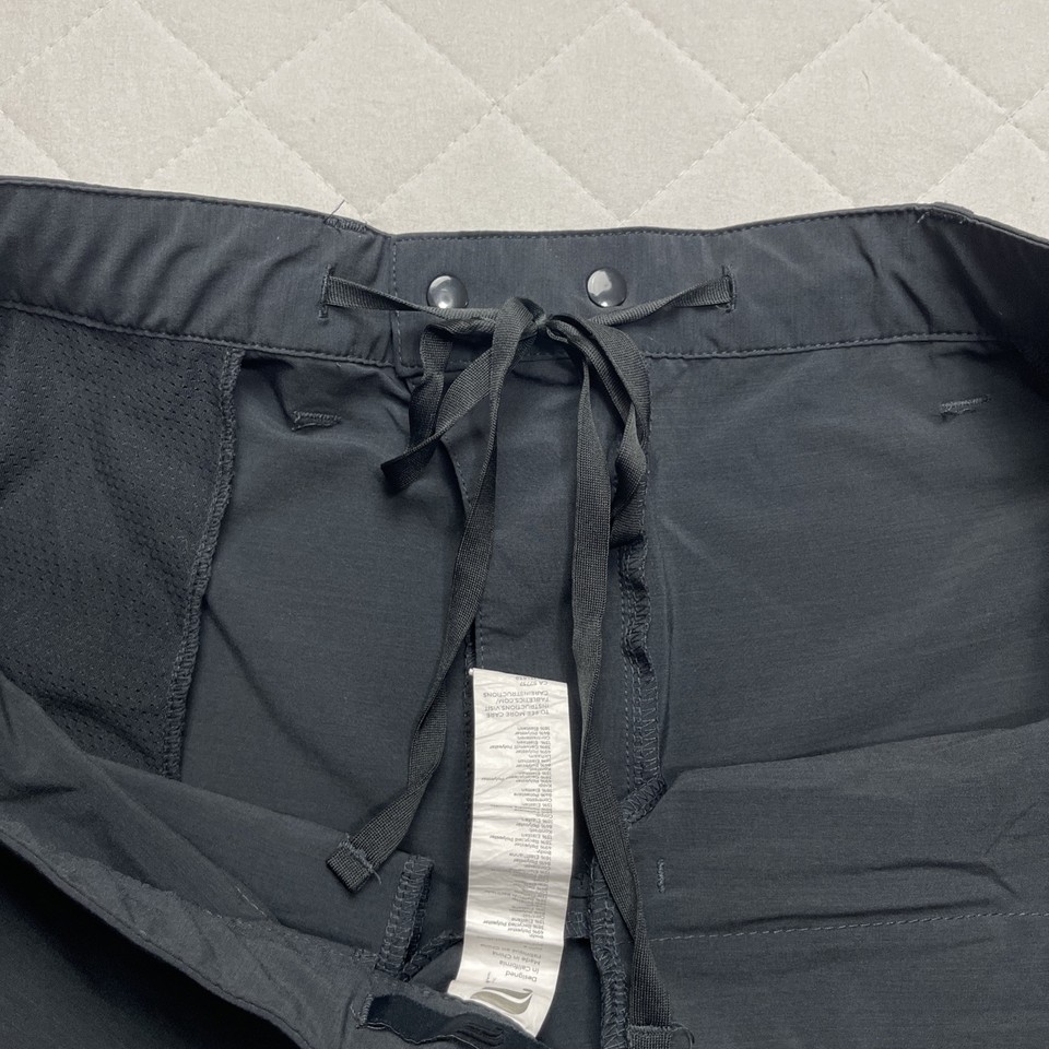 Fabletics Shorts Mens 2XL The Only Short Black Inseam 8" Casual Golf ...