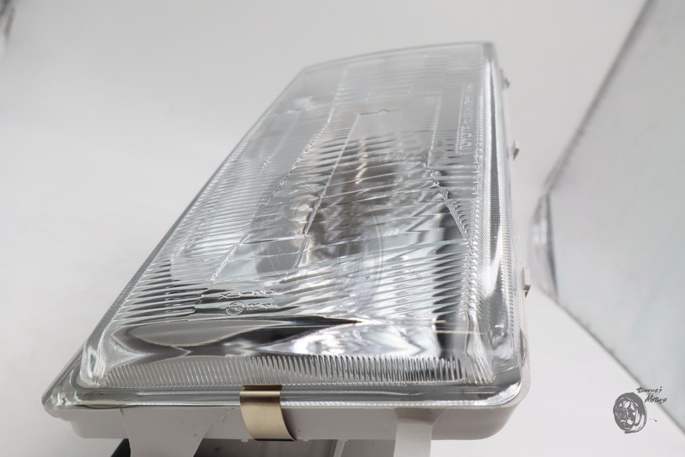 TOYOTA Genuine Late Model AE86 Corolla Levin Headlights Rh&Lh SET OEM ...