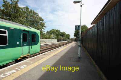 Photo 6x4 Waddon Station Wallington c2011 | eBay UK