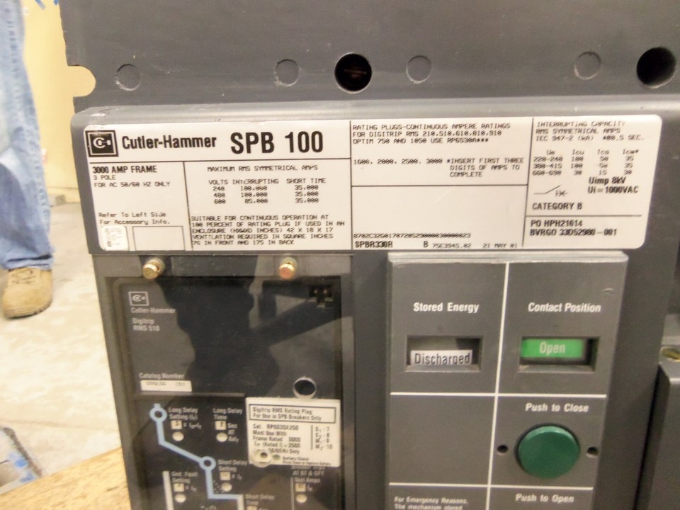 Cutler Hammer SPB SPB-100 3 Pole 3000 Amp 600v Circuit Breaker S55LSG ...
