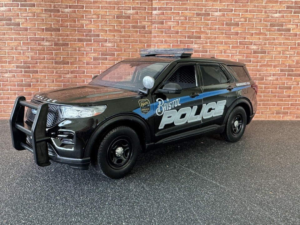 Bristol Police Tennessee 1/24 Scale Diecast Custom Motormax Police Car ...