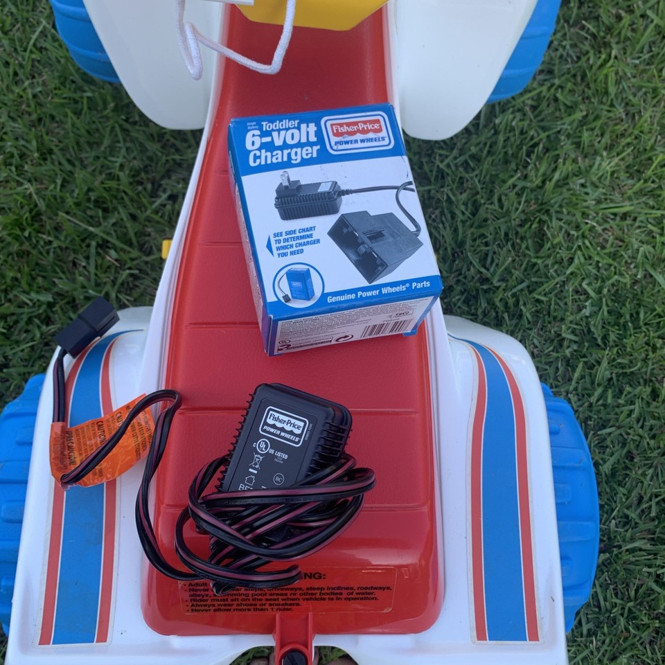 Vtg Power Wheels/Fisher Price 3 in 1 Rock N Roll w/Battery Charger Four ...