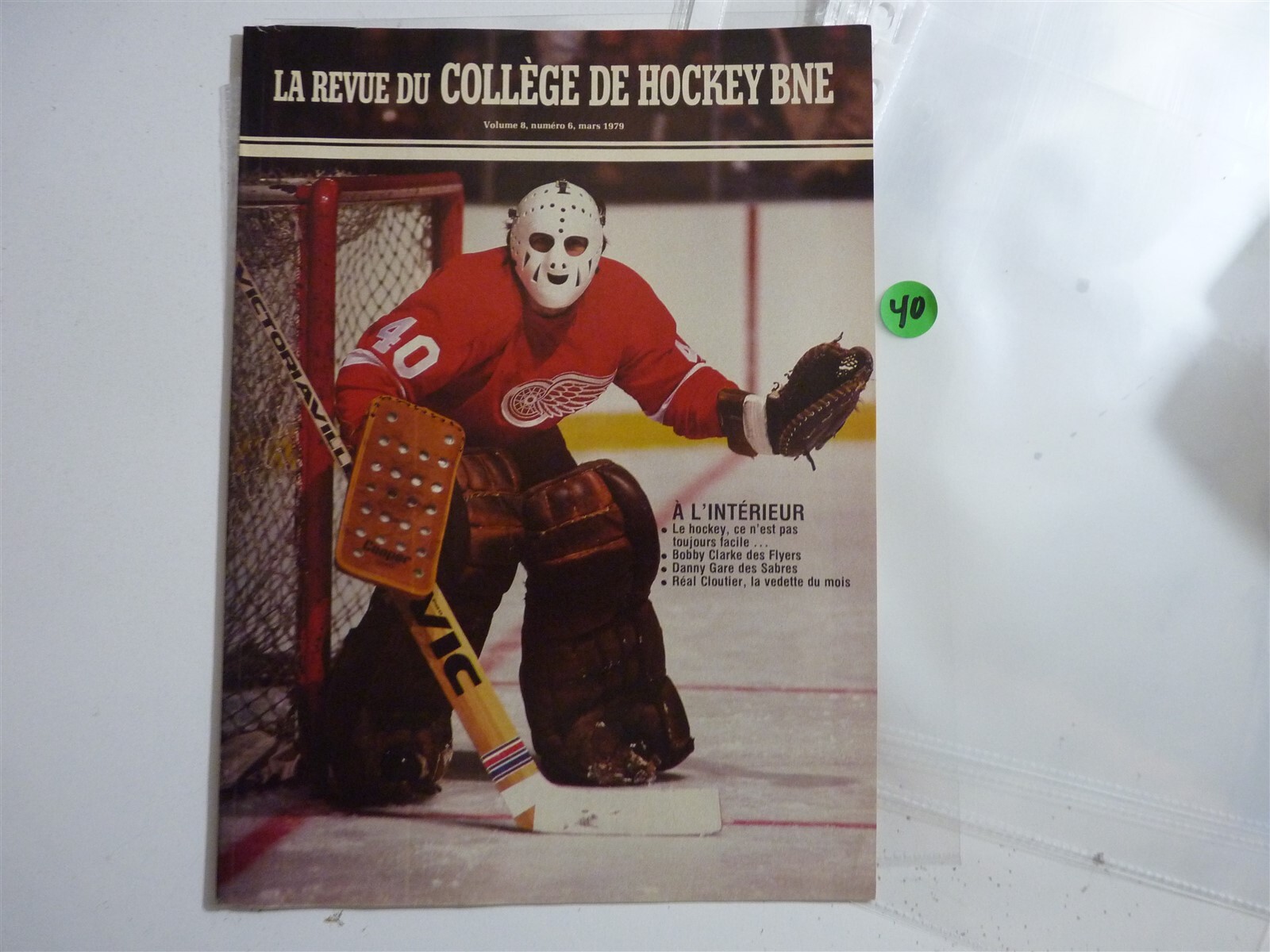 SPORT MAGAZINE REVUE HOCKEY 1979 BANK NOVA SCOTIA COVER ROOGIE VACHON ...