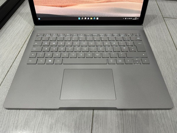 Microsoft Surface Book 3 13.5in. (512GB SSD, Intel Core i7 10th Gen, 1 ...