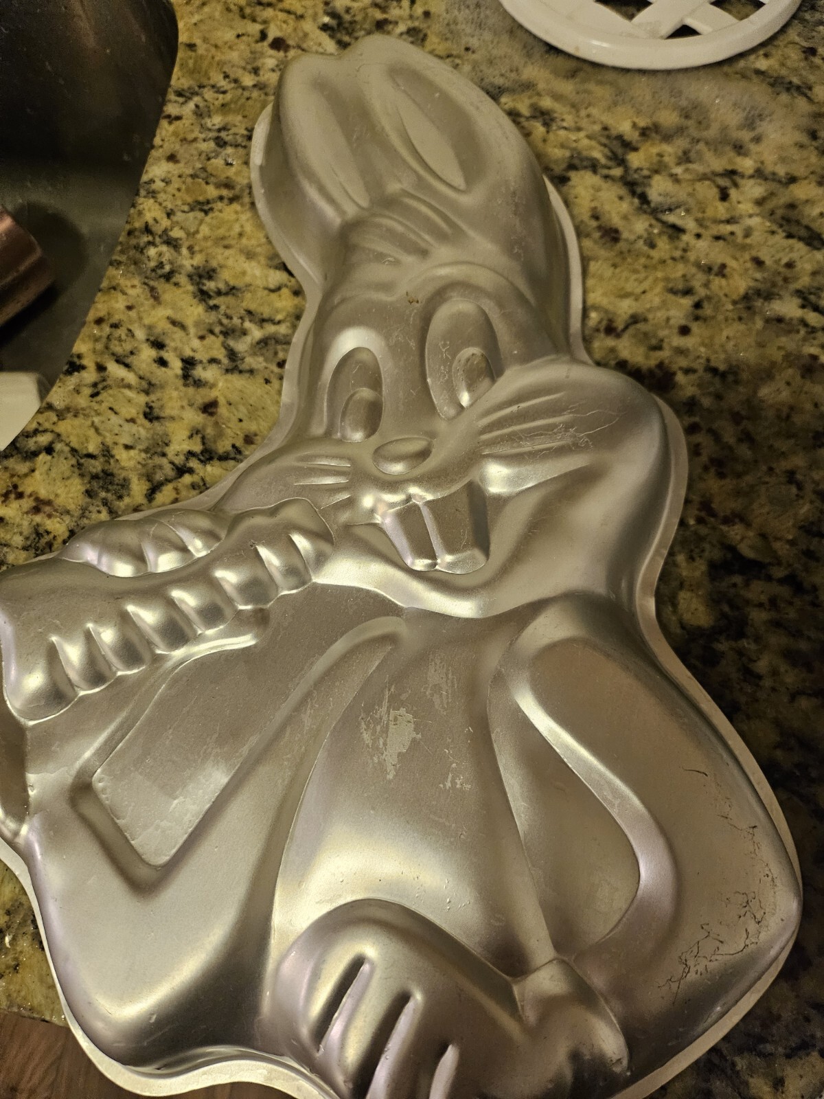 Bugs Bunny Cake Pan Wilton Vintage Warner Bros 1989 15 inch Looney ...