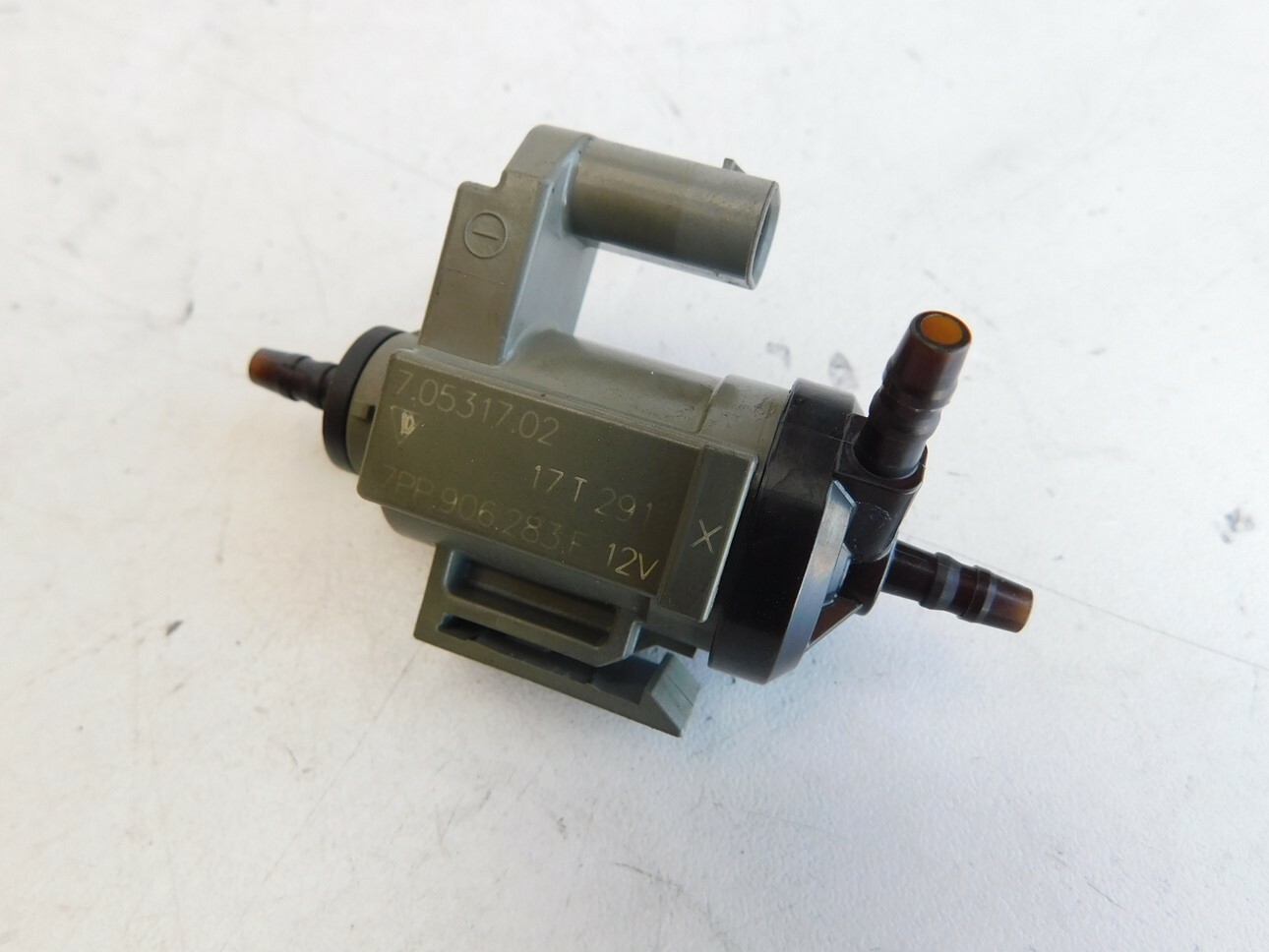 Porsche 911 991.2 GT3 2018 Sensor Solenoid Valve 7PP906283F J124 | eBay