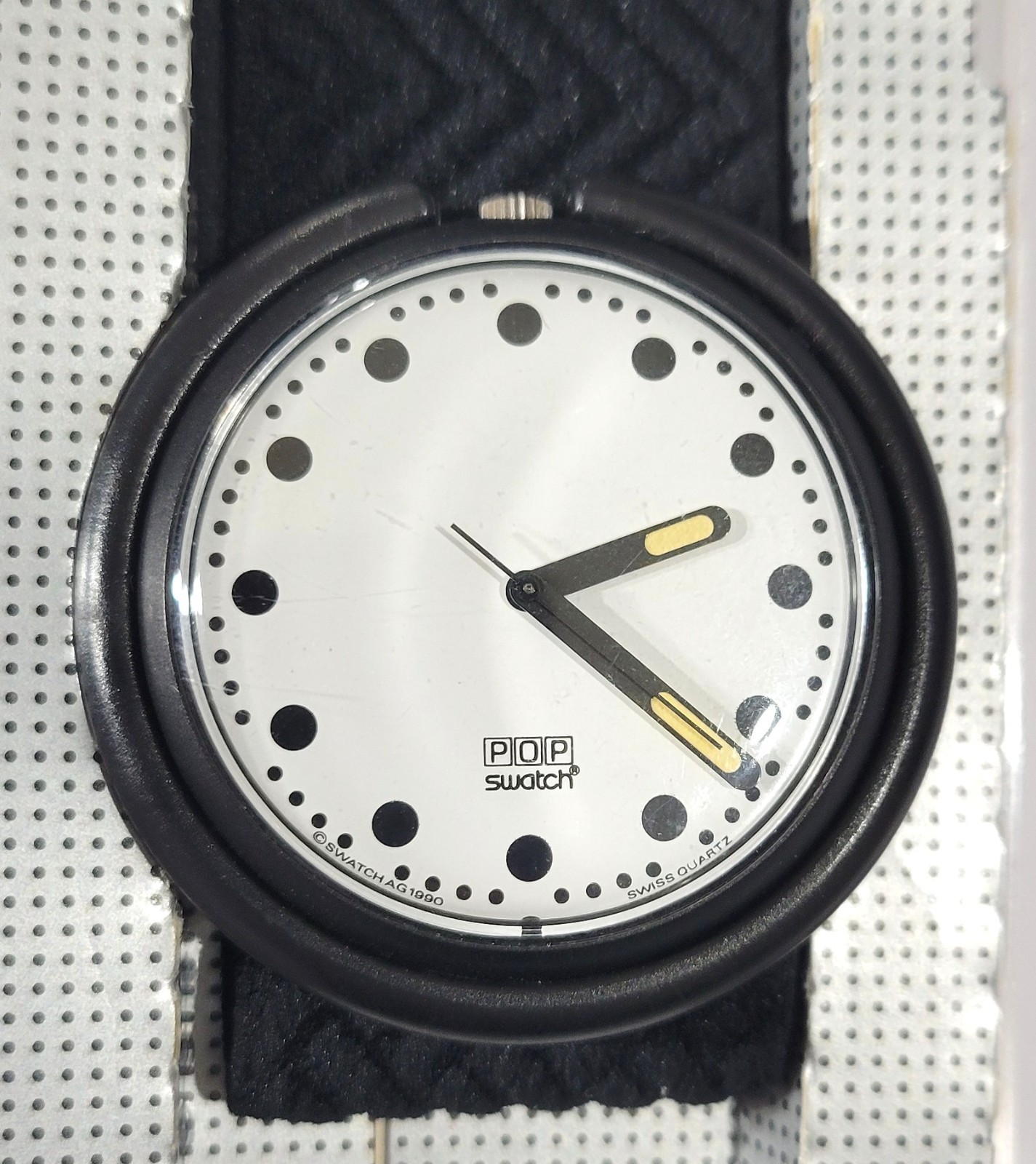 Vintage 1990 Black Swatch Pop Watch NIGHT PWB144 Dots… - Gem