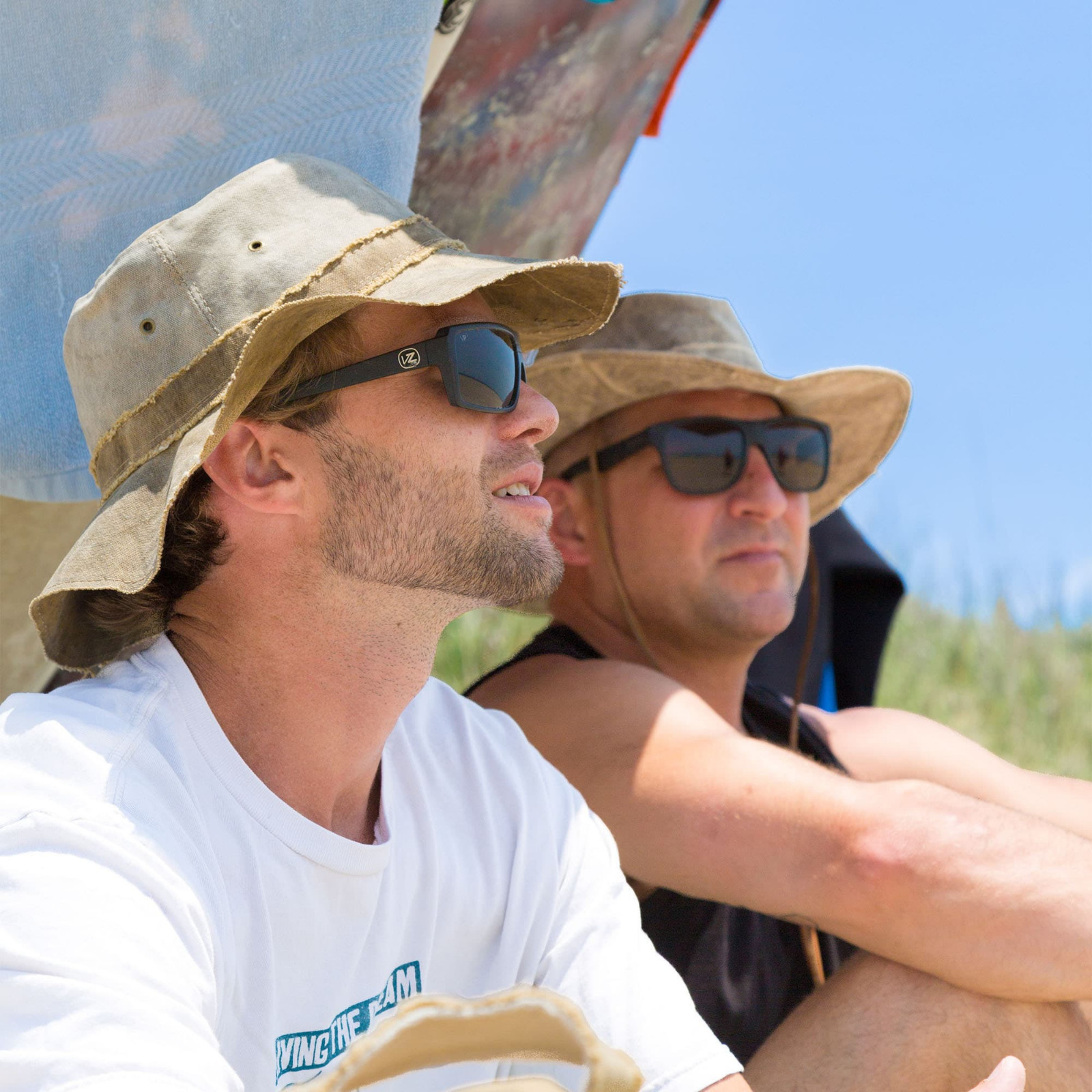 THE REAL DEAL FLOPPY ADVENTURE TRAVEL HAT BRAZIL TARP WITH PATCHES # ...