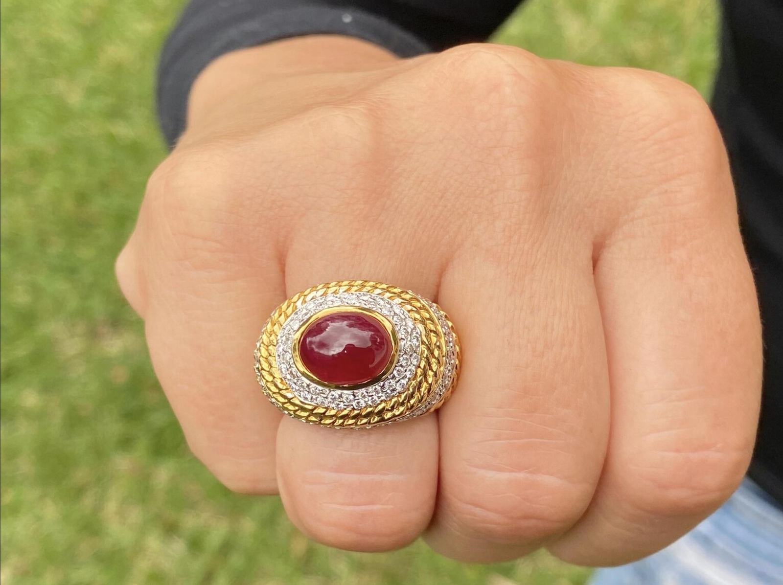 Vintage 5 Carat Cabochon Ruby, Diamond and 18K Gold Retro Bezel Rope ...