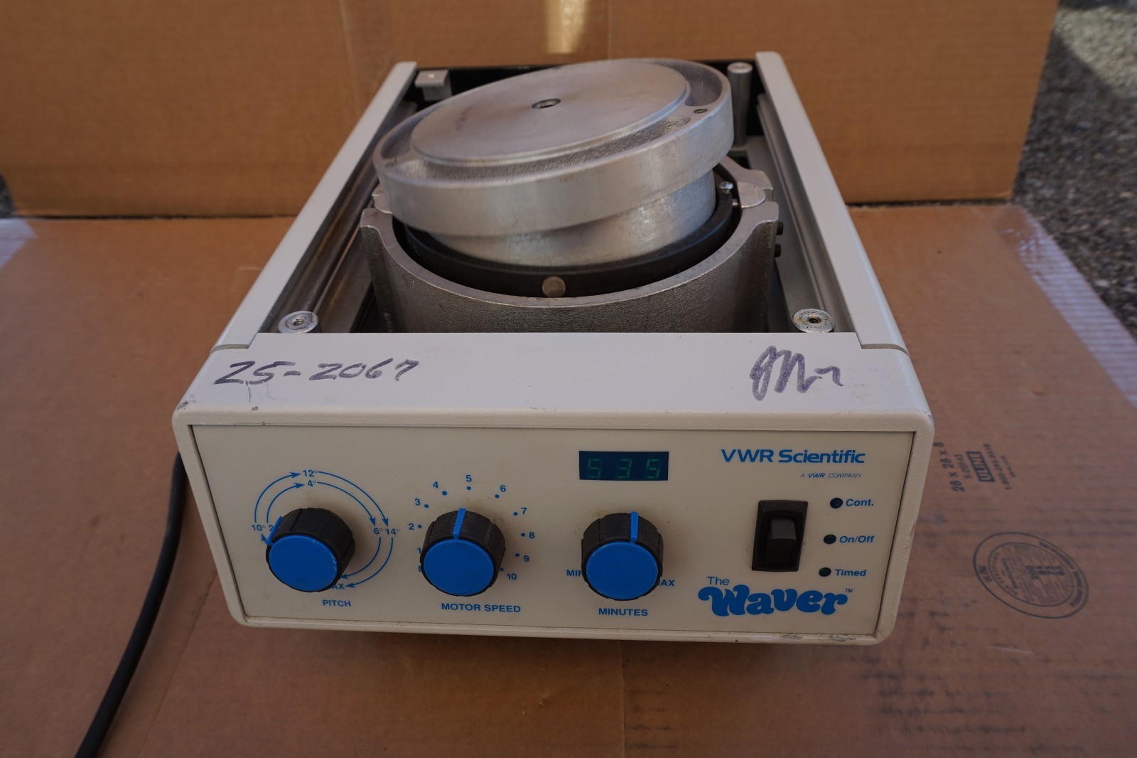 VWR waver nutator digital shaker microplate mixer plate microplate ...