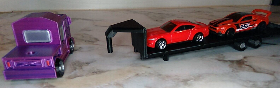 GOOSENECK FLATBED TRAILER with SEMI & LOADING RAMP HITCH 1:64 SCALE | eBay