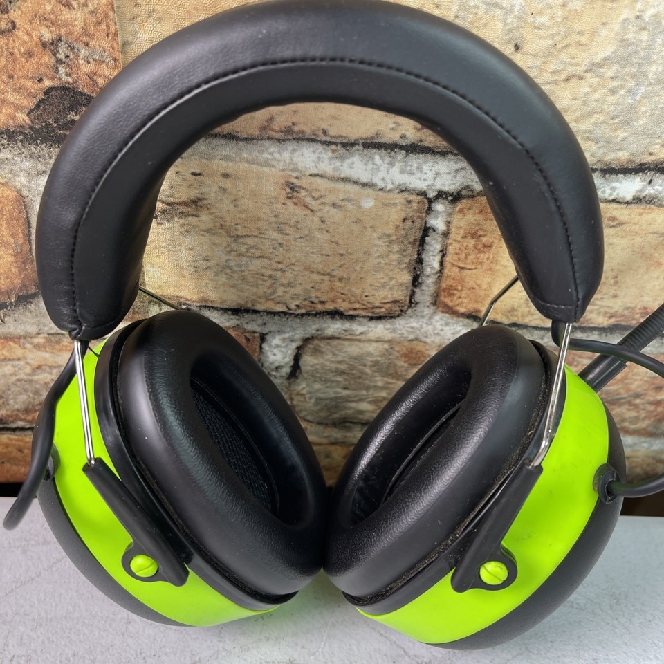 PROHEAR BT AM/FM Hearing Protector Model EM033 25dB Black and green ...