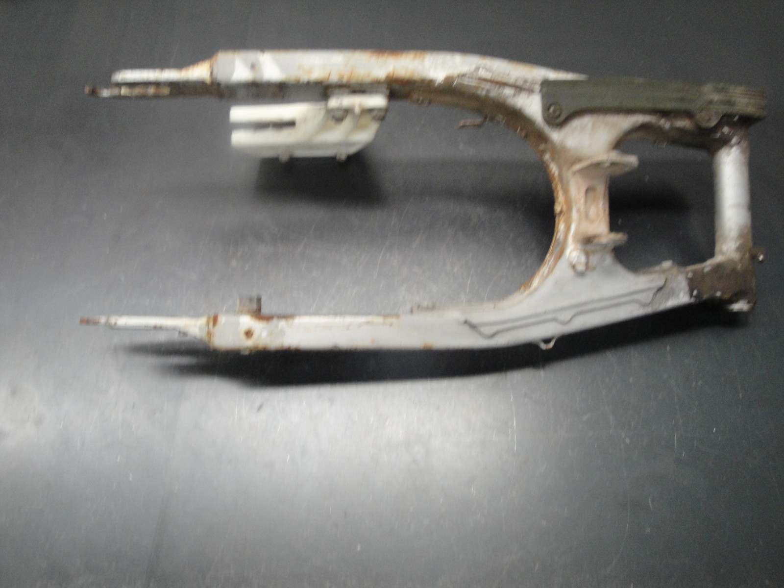 1984 84 HONDA XR500 XR 500 R MOTORCYCLE BODY SUSPENSION SWINGARM SWING ...
