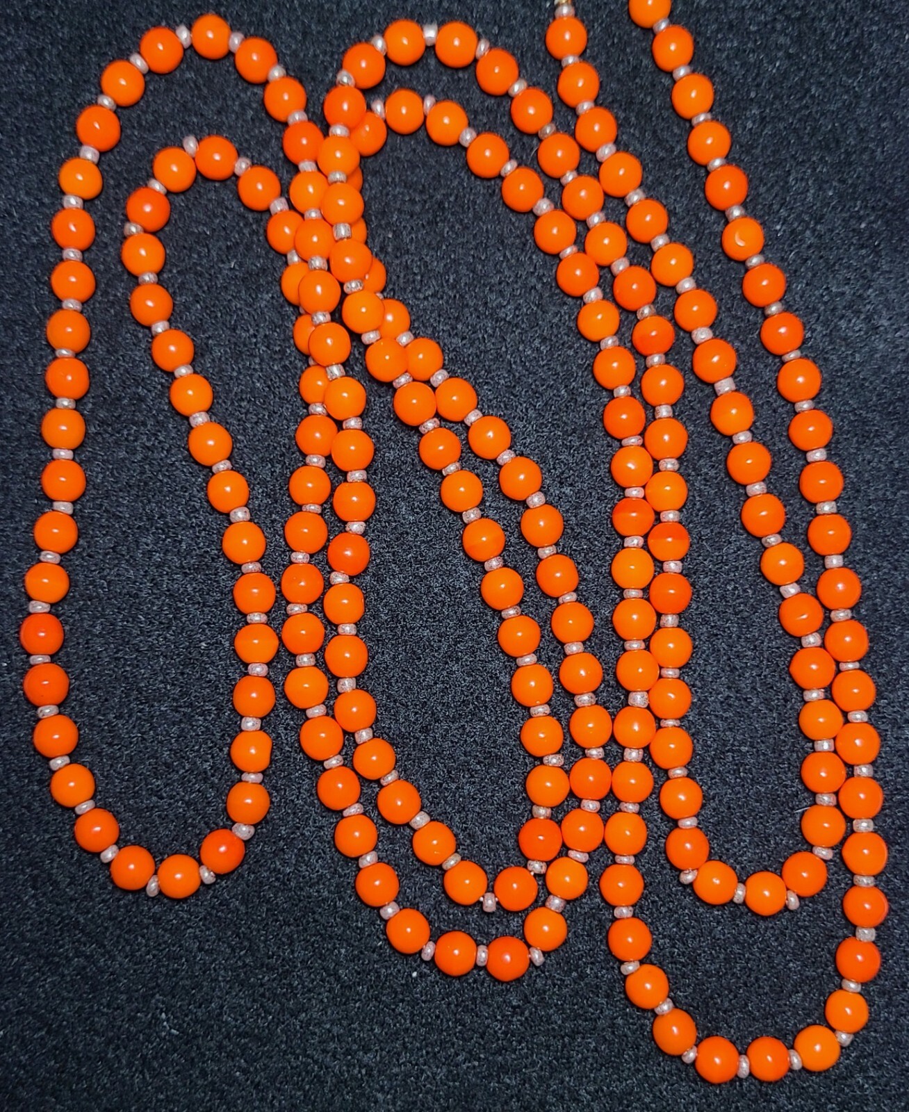 VINTAGE STUNNING GOLD TONE CARROT COLOR GLASS SUPER L… - Gem