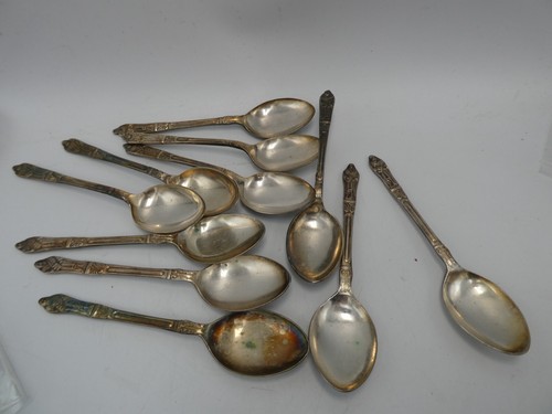 11 ASSORTED SILVER PLATED APOSTLE TEA SPOONS MADE IN ENGLAND | eBay