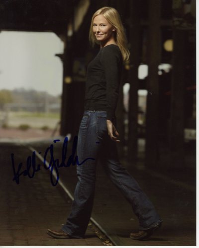 Kelli Giddish Body Law & Order: SVU: Season 25; Kelli Giddish