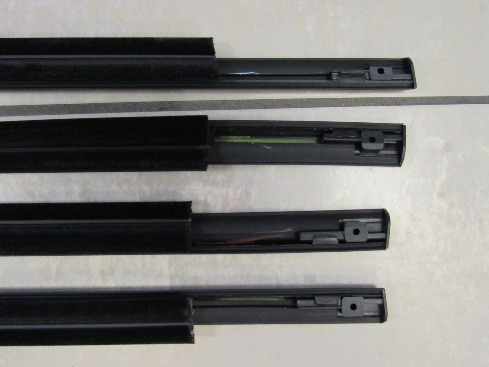 DODGE RAM 1500 QUAD CAB Outer Window Belt Molding Complete Set OEM ...