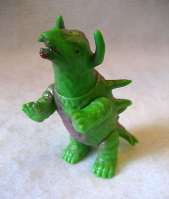 Ultraman vintage BULLMARK Kaiju MAGNEDON vinyl Japanese monster figure ...