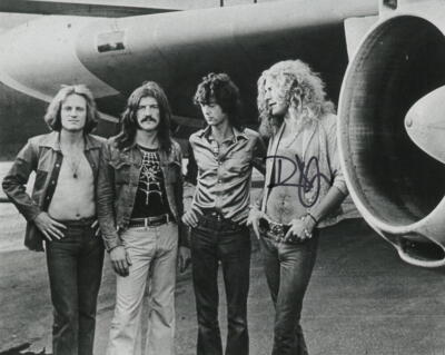 ROBERT PLANT SIGNED AUTOGRAPH 8X10 PHOTO - LED ZEPPELIN, HOUSES OF THE ...