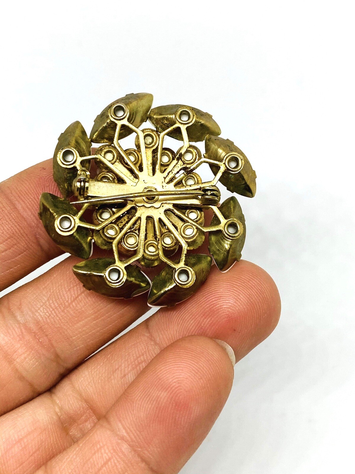 Vtg Unmarked BEAU/JUDY LEE White Milk Glass Rhineston… - Gem